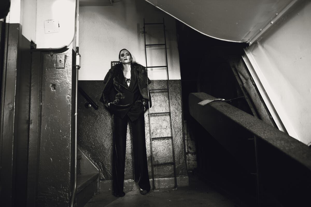 Violet Grey - Violet Grey 28229 - Emily Blunt Pictures